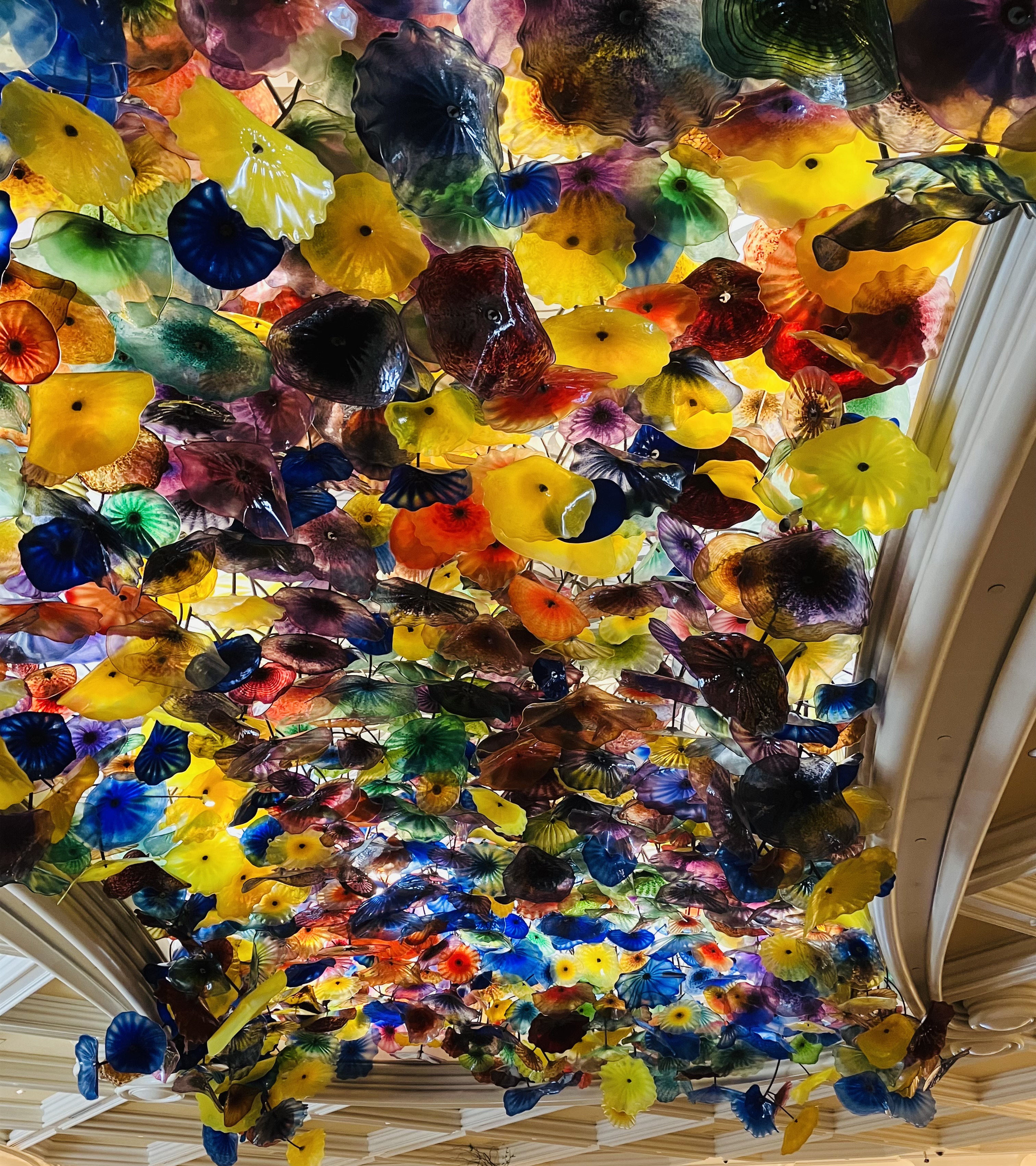 Explore the Free Hidden Wonders Inside Las Vegas Casinos – A Midlife ...